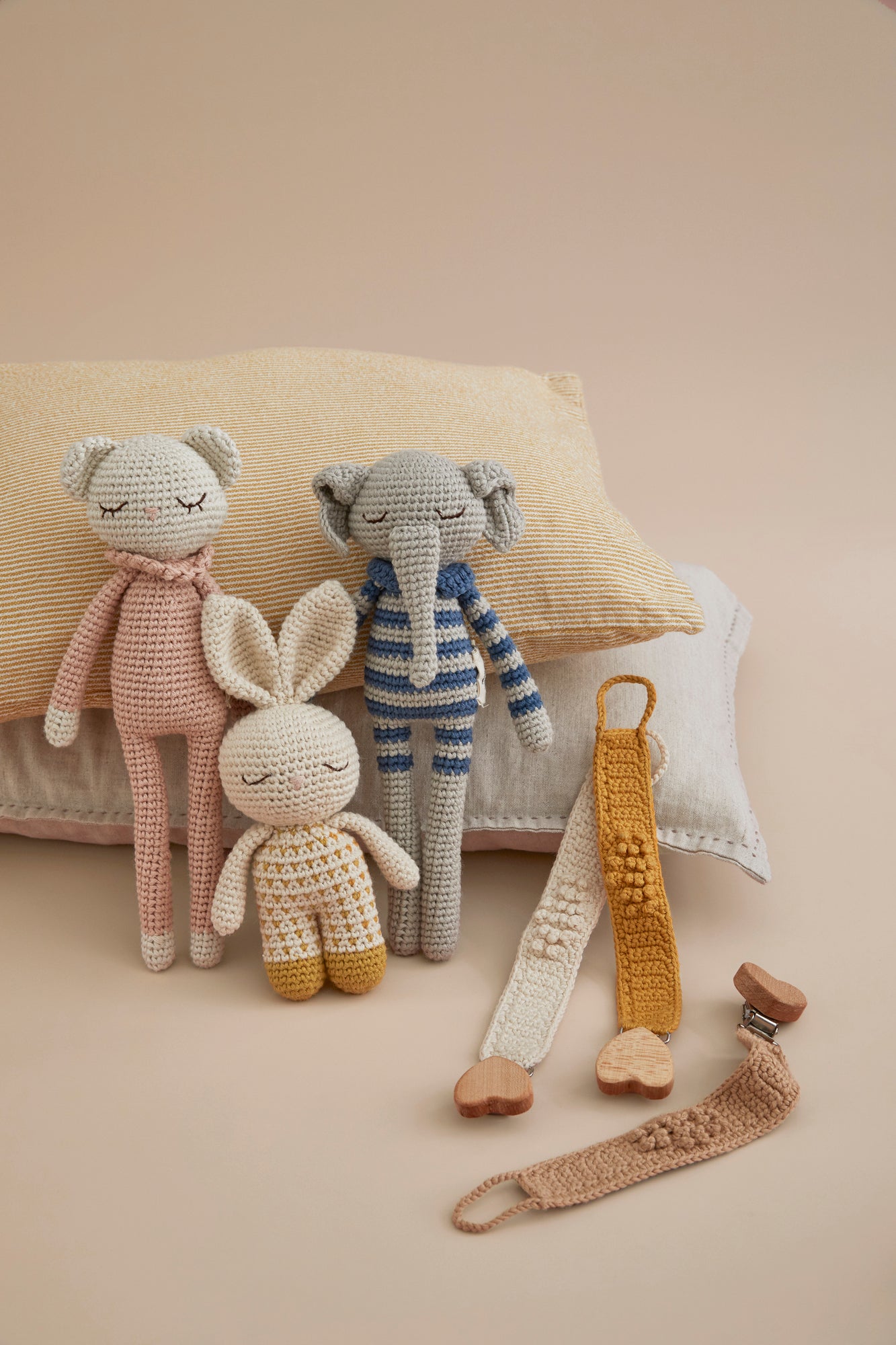 Attache-sucette en crochet Cream Patti Oslo – Little Corte